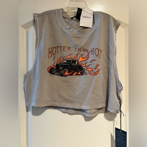 Forever 21 | Tops | Crop Top Hotter Than Hot | Poshmark